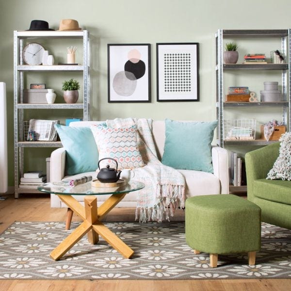 Decorating Around a Wall Clock - 10 Clever Ideas
