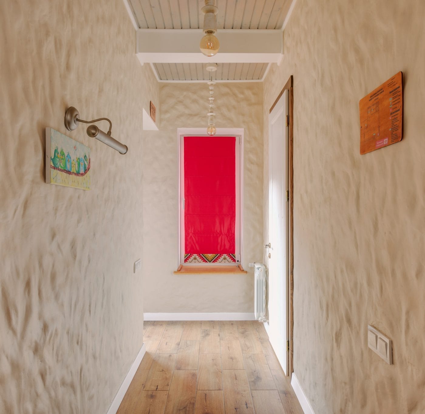 Should Your Hallway be the Same Color as Your Living Room?
