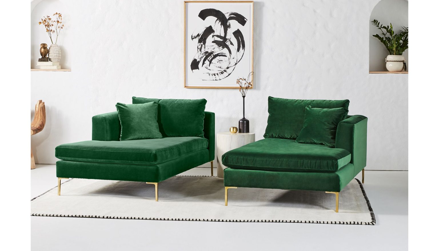 Where to Put a Chaise Lounge in the Living Room - 7 Ideas