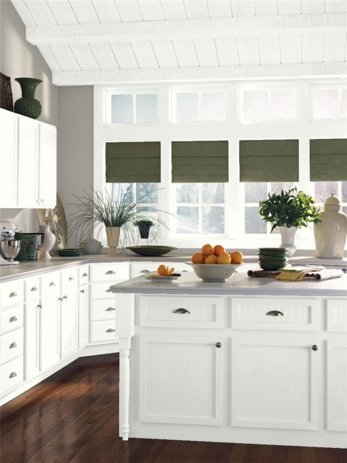 Oxford White by Benjamin Moore