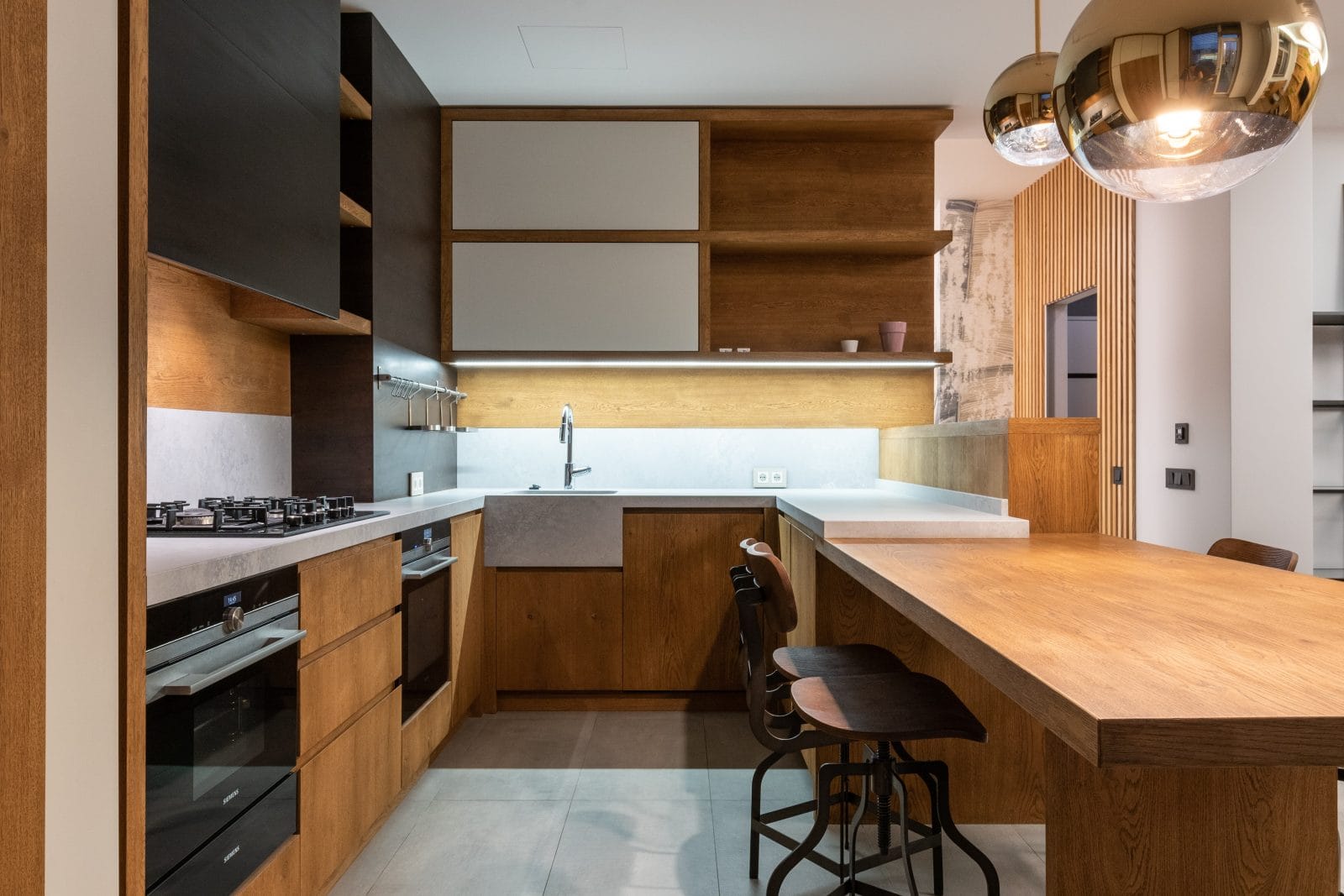 Two-Tone Kitchen Cabinet Ideas