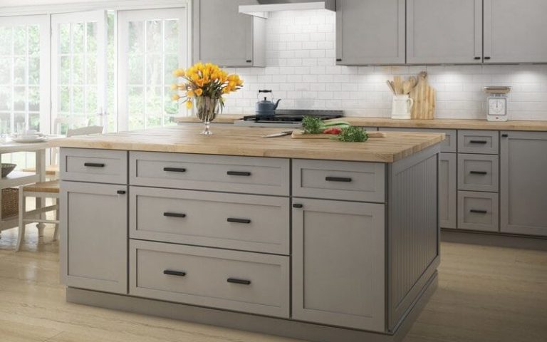 What Color Hardware for Gray Cabinets? 15 Ideas
