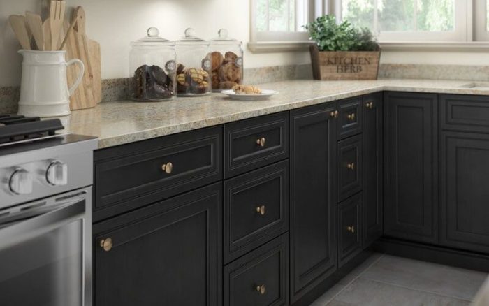 What Color Hardware for Black Cabinets? 11 Ideas