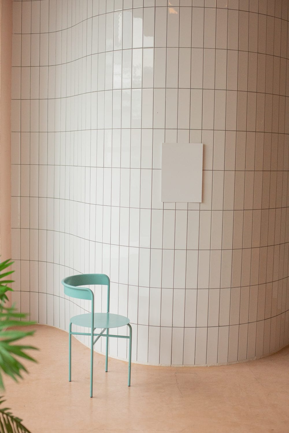 What Color Grout to Use With a Beige Tile