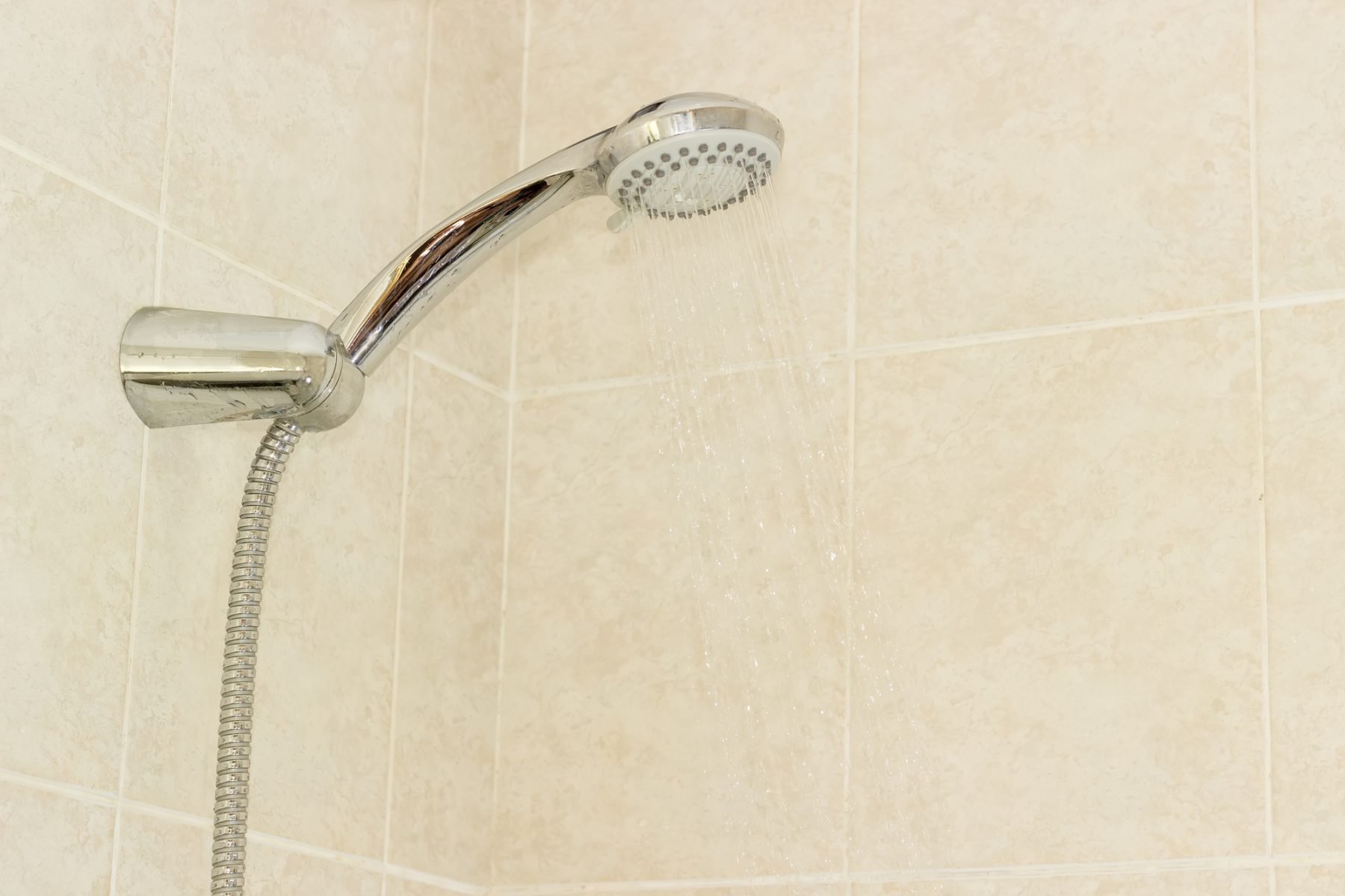 What Color Grout to Use With a Beige Tile