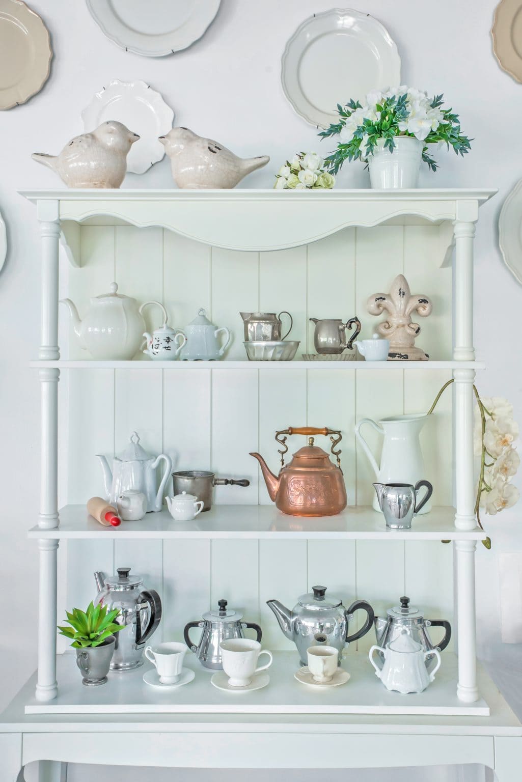 China Cabinet Display Ideas for Every Home