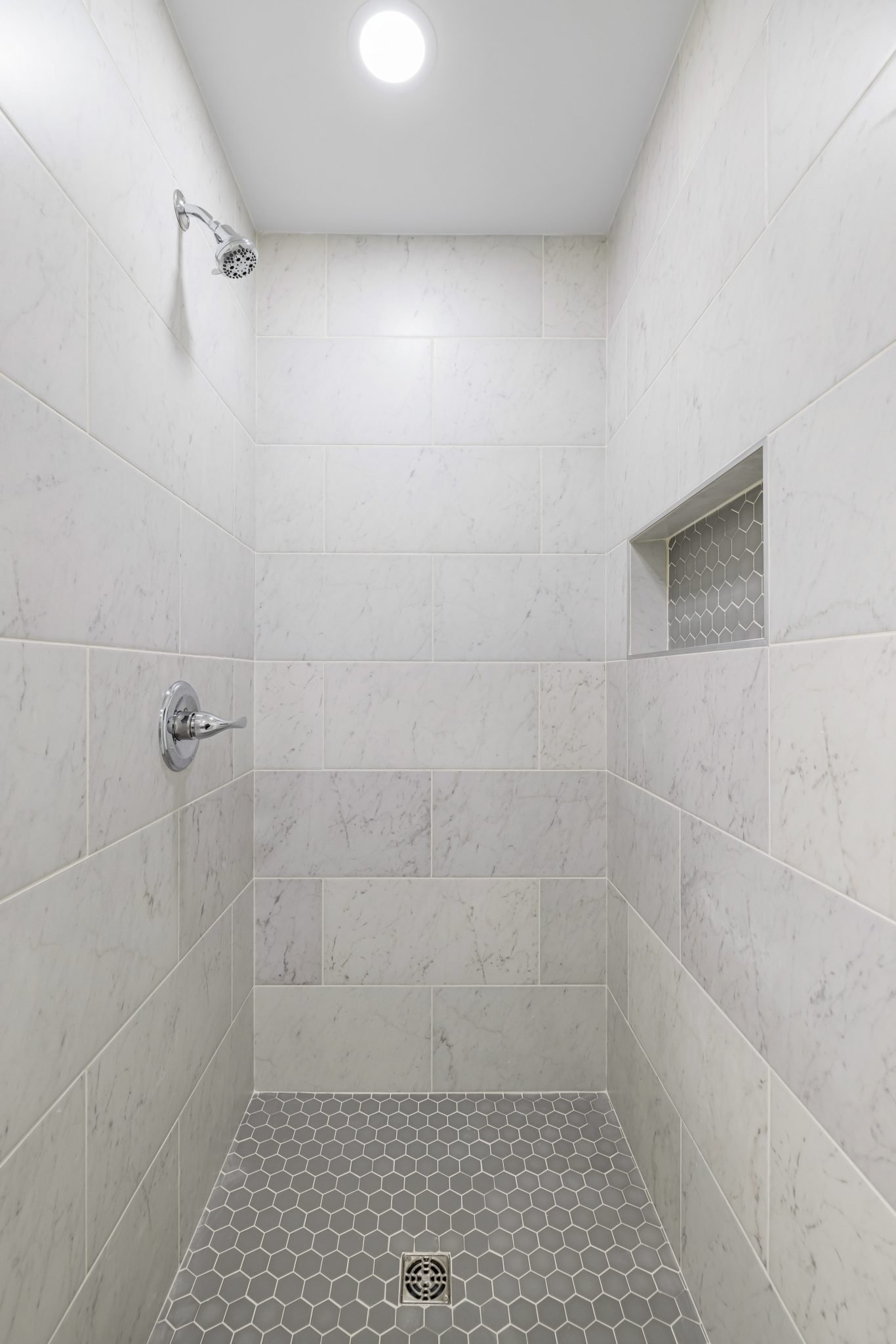 Gray Tile Shower Ideas to Elevate Your Bathroom Style