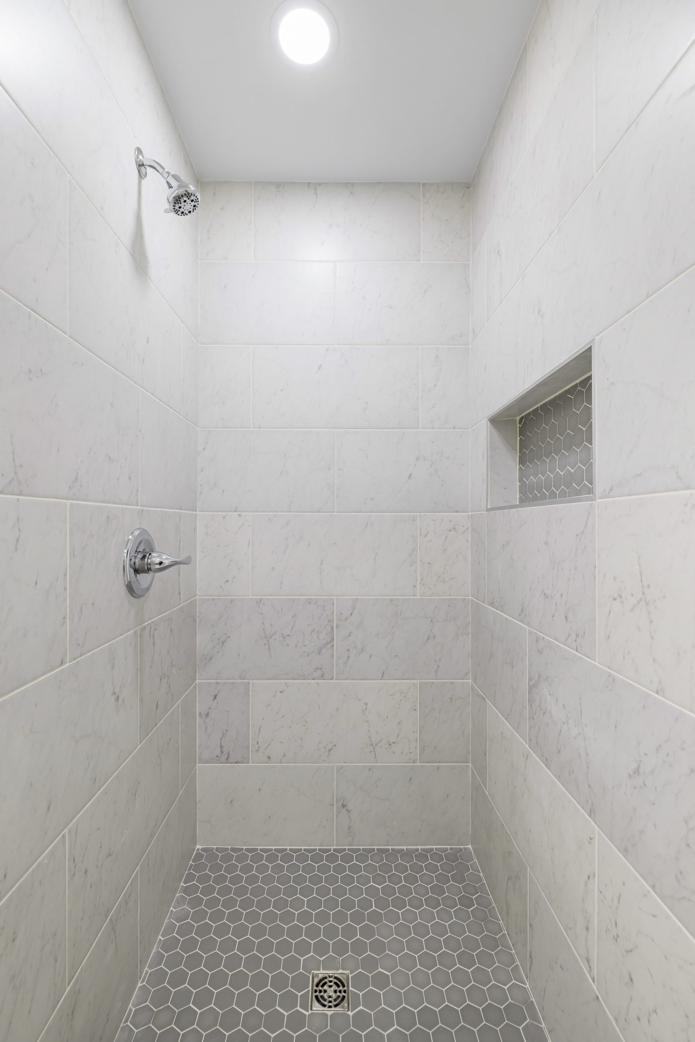 Gray Tile Shower Ideas to Elevate Your Bathroom Style