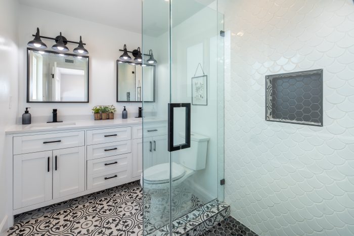 Farmhouse Bathroom Tile Ideas